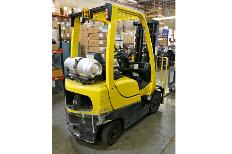 Forklift Propane Tank: Installation Guide [with expert tips] - Large ...